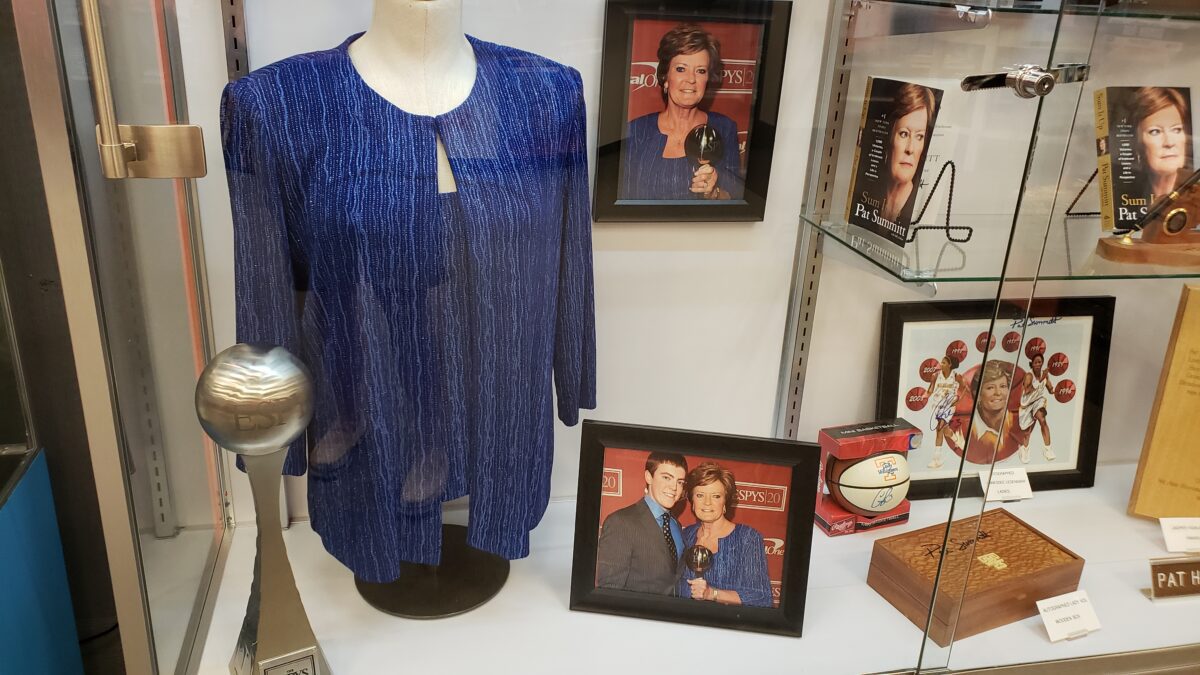 Maryville-based Orange Mountain Designs to distribute Pat Summitt book ...